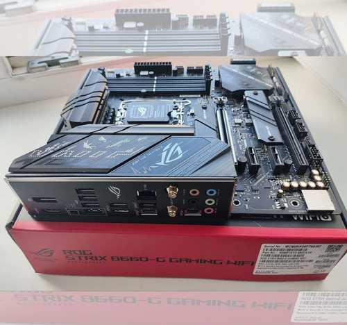 Мат. плата Asus rog strix b660 g gaming wi-fi