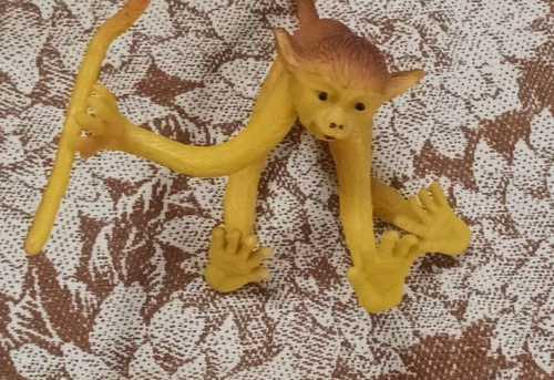 Игрушка обезьянка с гнущимися лапами и хвостом