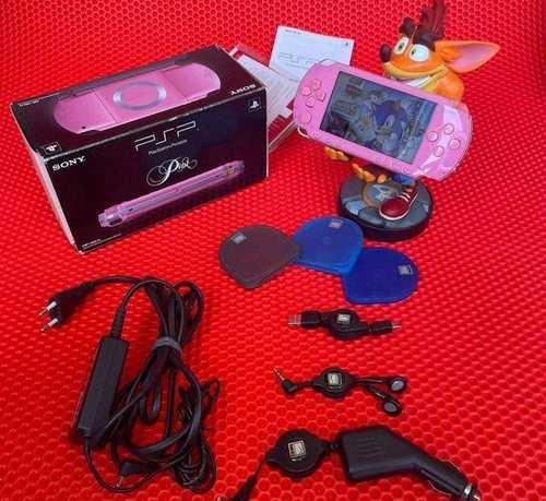 PSP 1004 Pink/ Rose / прошитая + 30 игр
