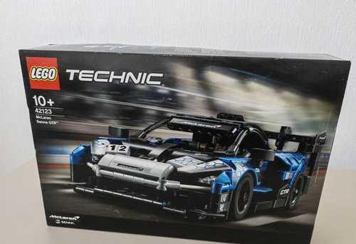 Lego Technic 42123