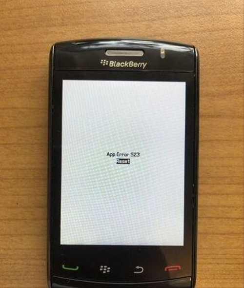 Телефон BlackBerry Storm2 9520