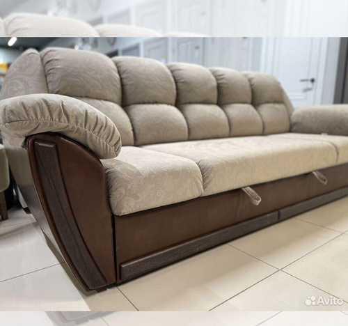 Красивый прямой диван