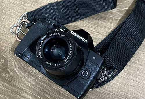 Фотоаппарат Olympus OM-D E-M10 с 3 обьективами