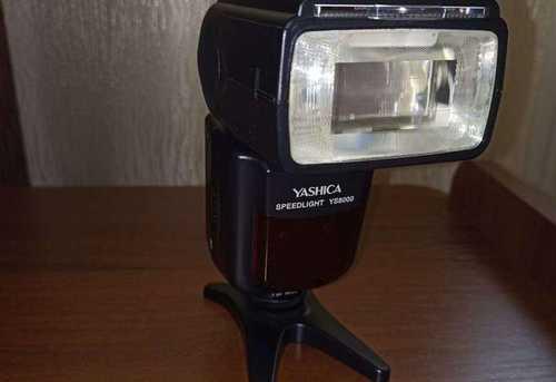 Фотовспышка Yashica speedlight ys8000 (на Nikon)