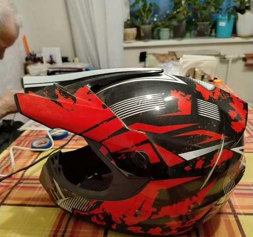 Шлем каска