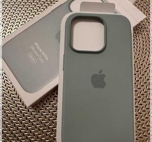 Чехол Apple на iPhone 14 pro Silicone