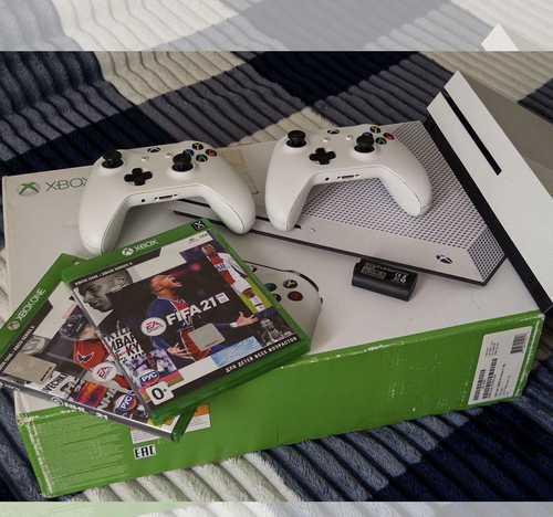 Xbox One S 500GB. Полный комплект   2 игры