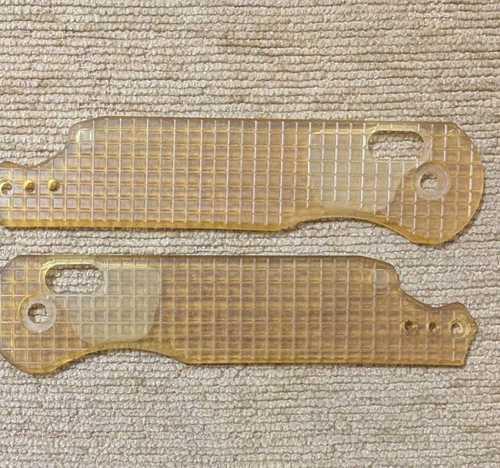 Накладки на рукоять ножа Kizer Assassin