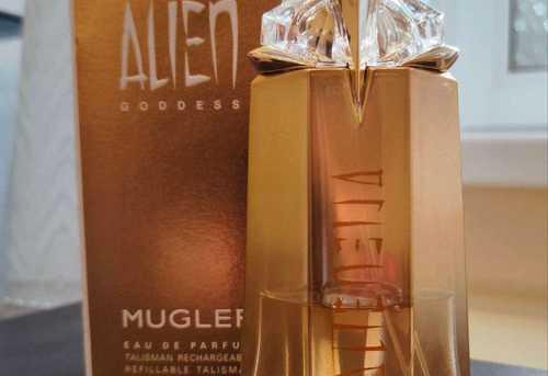 Mugler alien goddess