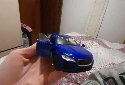 Машинка jaguar F-pace welly