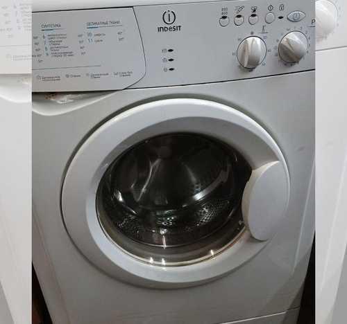 Стиральная машина indesit wisn82