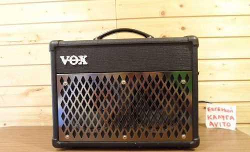 Гитарный комбоусилитель VOX DA-10