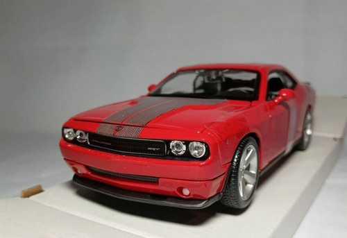 Dodge Challenger SRT8 Orange 2008 1:24 Maisto