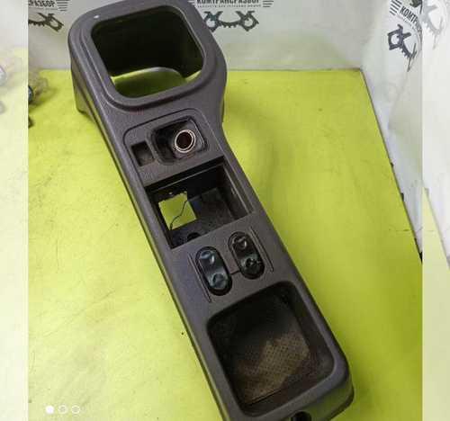 Консоль кпп Hyundai Hd120 /4 D6DA евро 3 2010