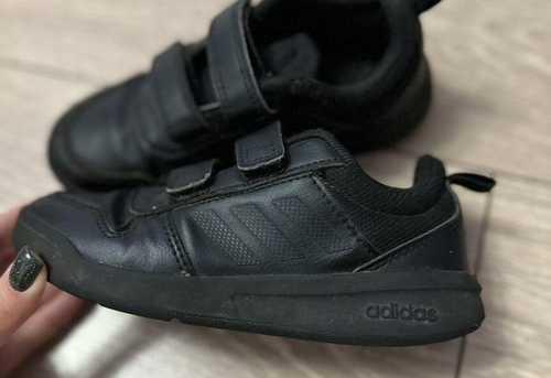 Кроссовки детские adidas 30 размер