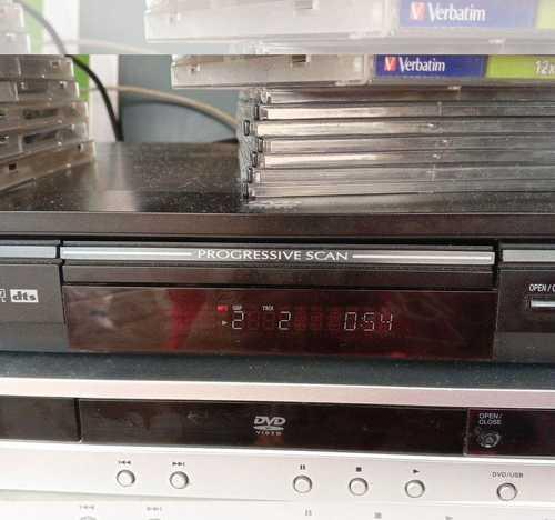 Dvd плеер Panasonic dvd s35