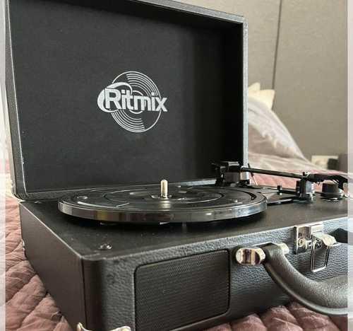 Виниловый проигрыватель Ritmix LP-120B, black