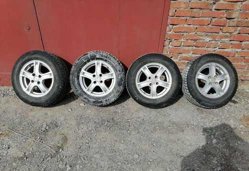 Литье диски r14 4x100 с резиной бу