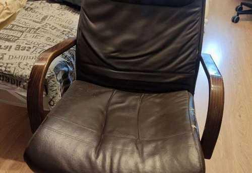 Кожанное компьютерное кресло