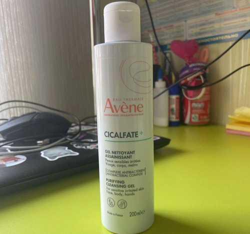 Avene очищающий гель для чувствительной кожи