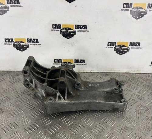 Кронштейн генератора Seat Cordoba