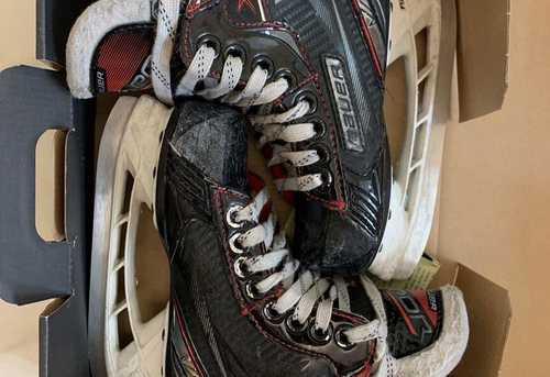 Детские коньки Bauer Vapor X 2.7 YTH размер 10D