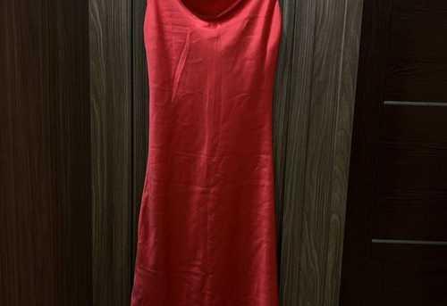 Вечернее платье 42р-44р красное