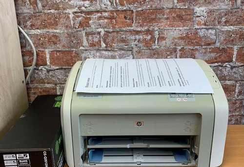 Лазерный принтер HP LaserJet 1020+Новый картридж