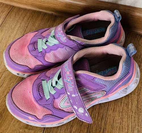 Кроссовки skechers для девочки