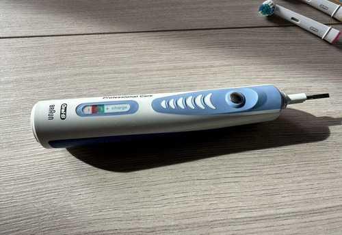 Зубная щетка Oral B