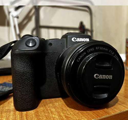 Canon eos RP   обьектив 50mm 1.8
