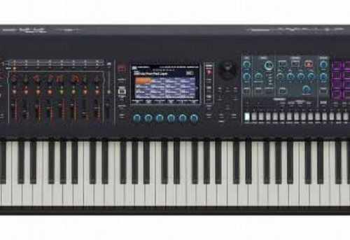 Roland Fantom 8