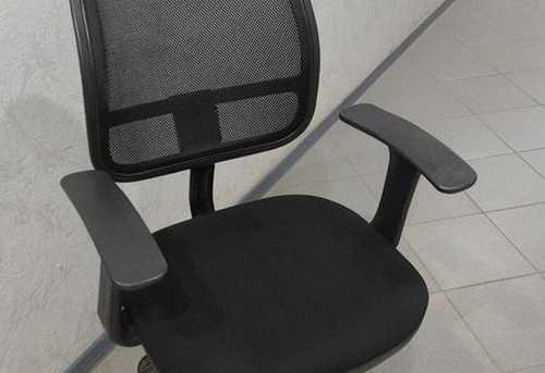 Офисные кресла компьютерные