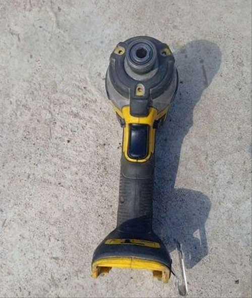 Шуруповерт dewalt dcf887n