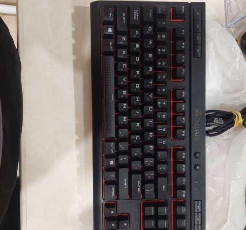 Игровая клавиатура Corsair K63