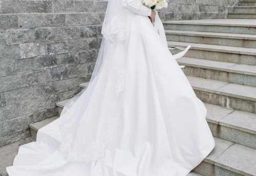 Свадебное платье со шлейфом 42 44 46 цвет айвори