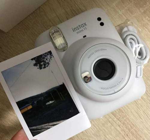 Polaroid instax mini 11