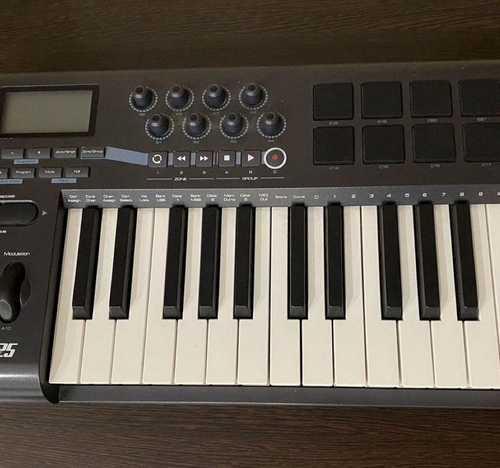 Midi клавиатура M-Audio Axiom 25