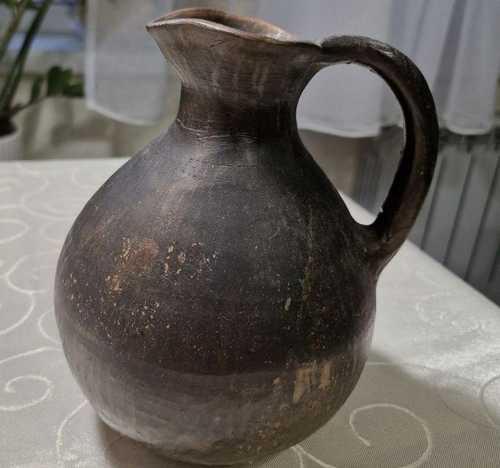 Глиняный кувшин