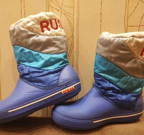 Резиновые сапоги crocs w6