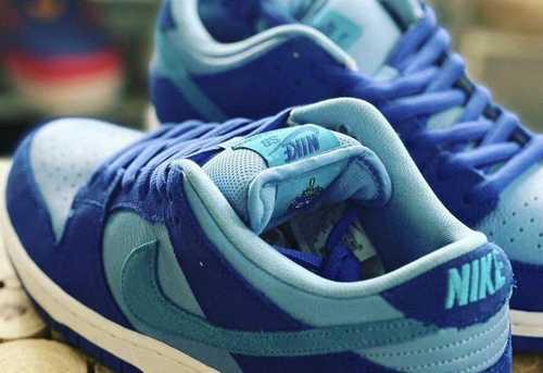 Nike SB Dunk Low pro blue Raspberry
