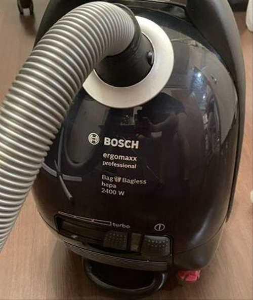 Пылесос Bosch BSG 82485