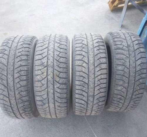 Firestone Ice Cruiser 7 205/55 R16 92E