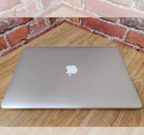 Apple Игровой MacBook Pro 15 2015 с SSD512 Обмен