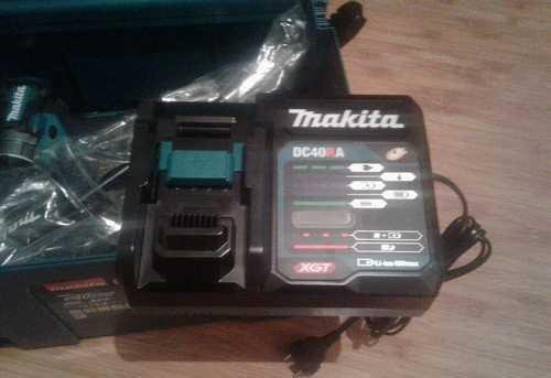 Зарядное устройство Makita DC40RA