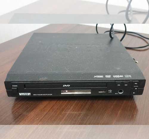 Видеомагнитофон MDV-742UM DVD Player mystery