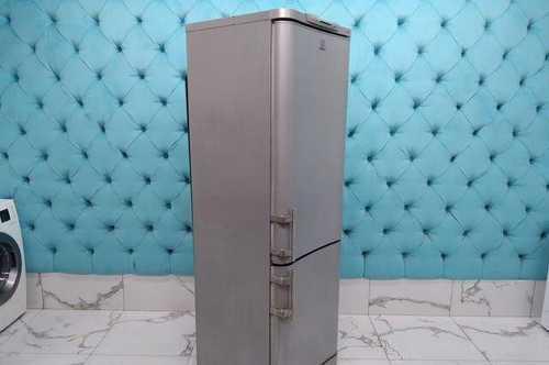Холодильник indesit C138NF6016