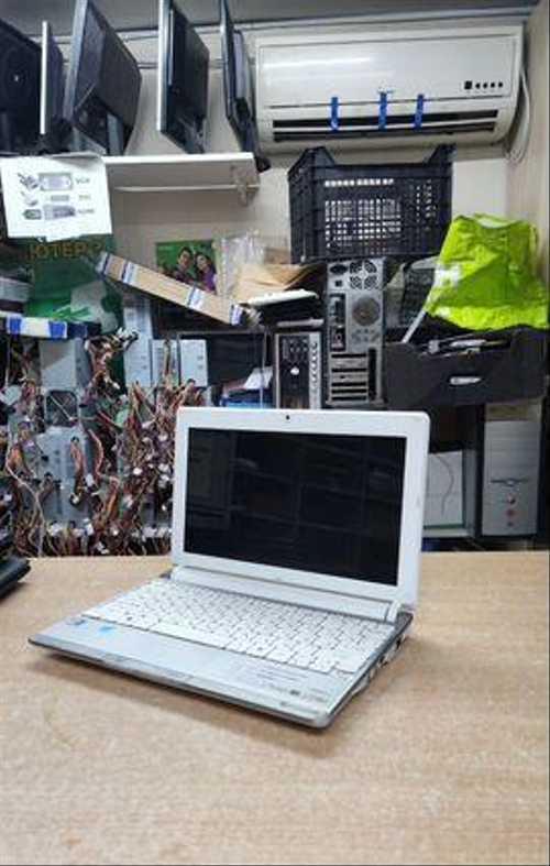 Нетбук Packard bell NAV50