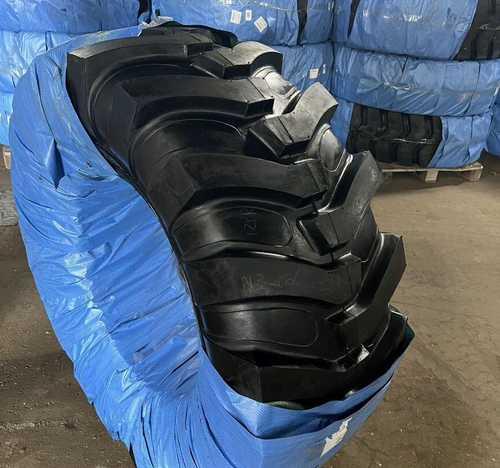 Шина 19.5L-24 на Magni HTH 10.10