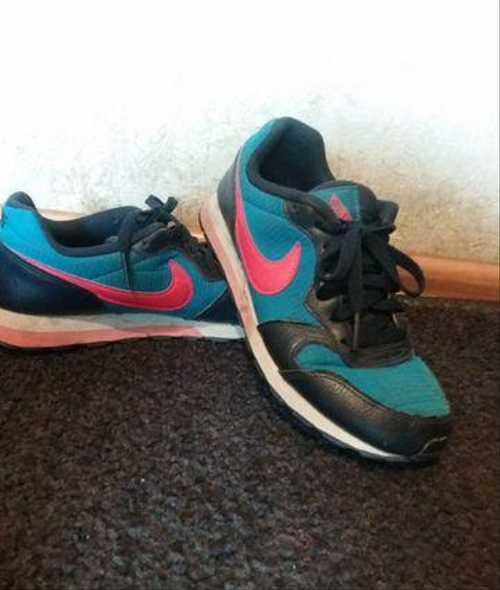 Кроссовки nike